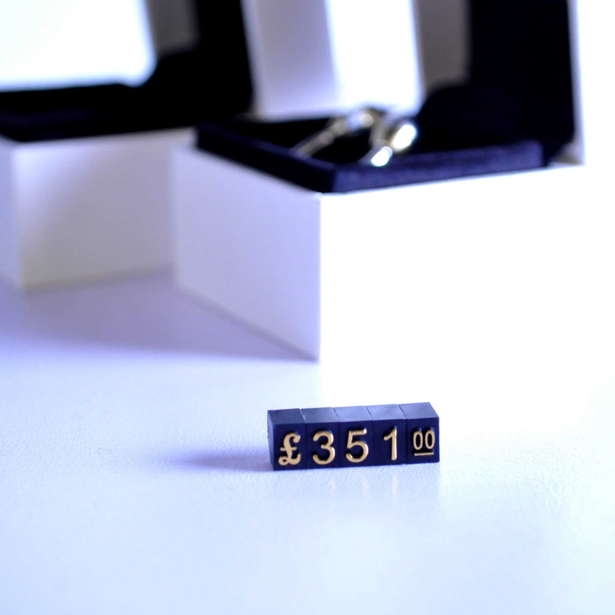 Gold On Black Price Cube Kits For Sale | Fast UK Delivery