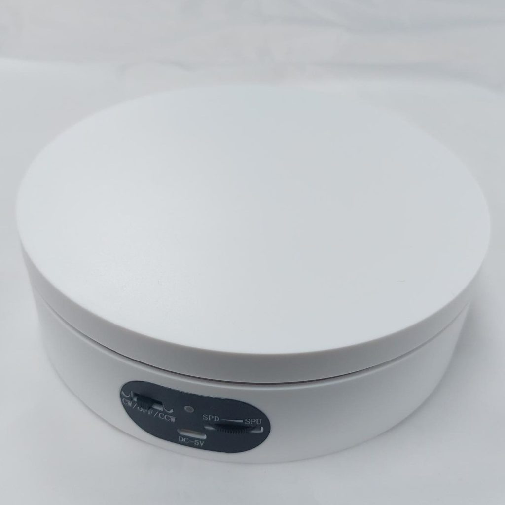 Display Turntables | Manual & Motorised Rotating Display Stands